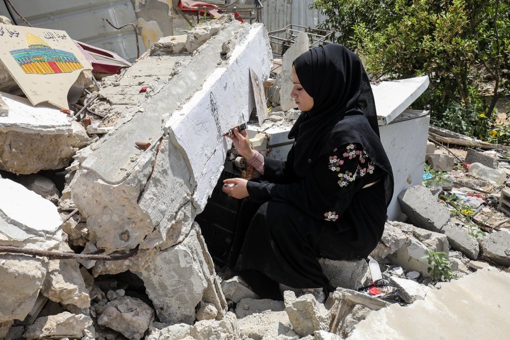 Unraveling the Multi-Faceted Impact of Armed Conflict on Women in the ...