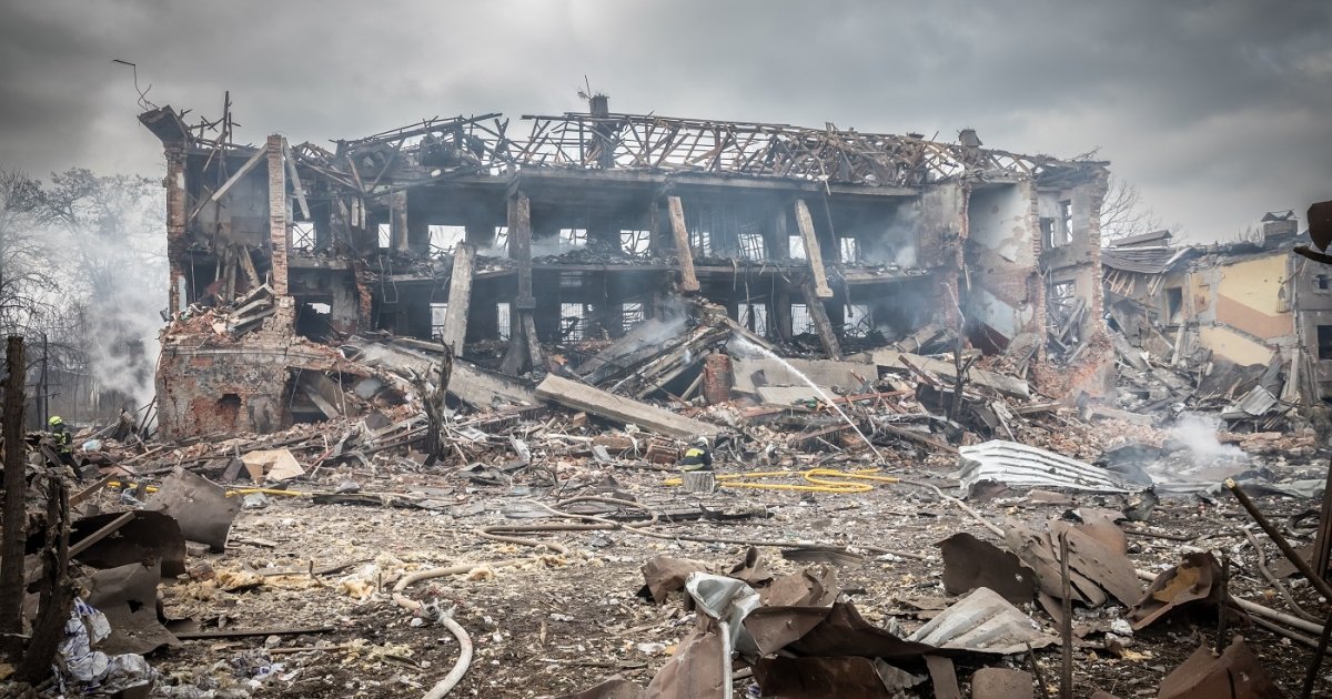 Crumbling Memory: Russian Propaganda, World War II, and the Invasion of ...